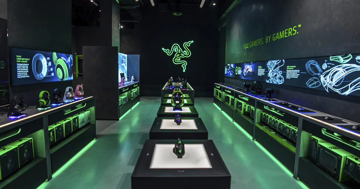 RazerStore London - Gaming Retail Shop Charing Cross Road | Razer ...
