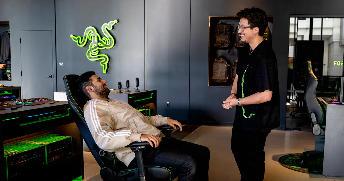 Try the Razer Iskur V2 Demo at RazerStore | Razer United States